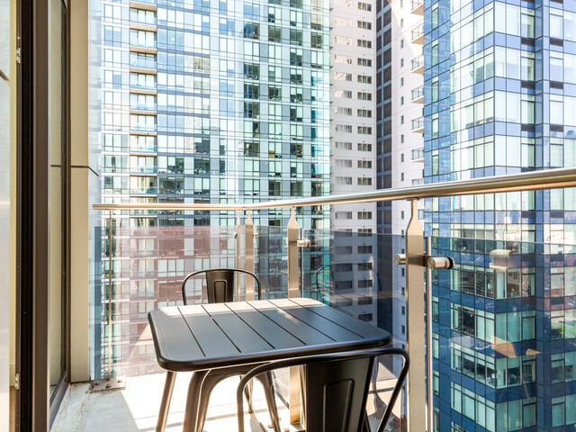 One LIC in Long Island City, Queens: rentals (4 no-fee ads)