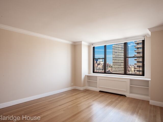 Claridge House in Upper East Side, Manhattan: rentals (3 no-fee ads)