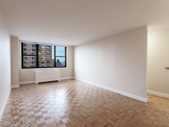 Claridge House in Upper East Side, Manhattan: rentals (3 no-fee ads)